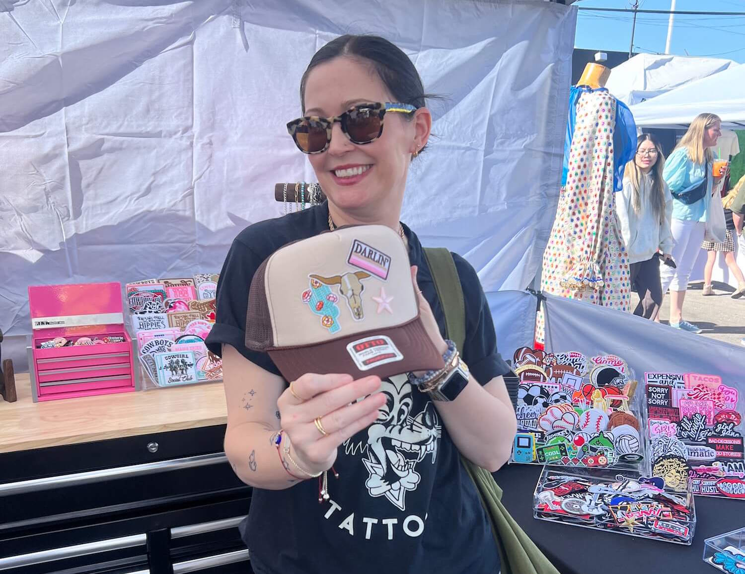 What is a Pop-Up Party? Unleash the Fun! - Raising The Hat Bar